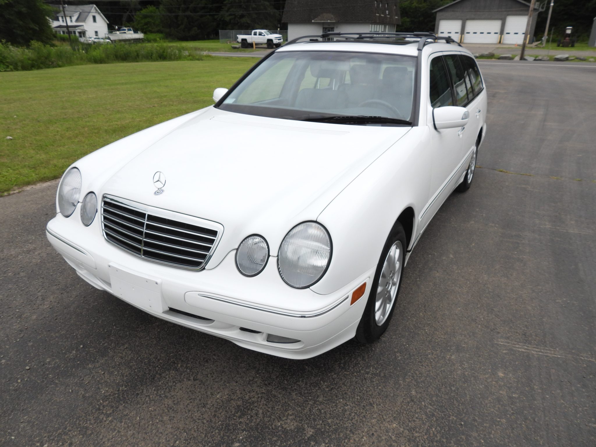 2000 Mercedes-Benz E320 4Matic Wagon – Sesame Cars