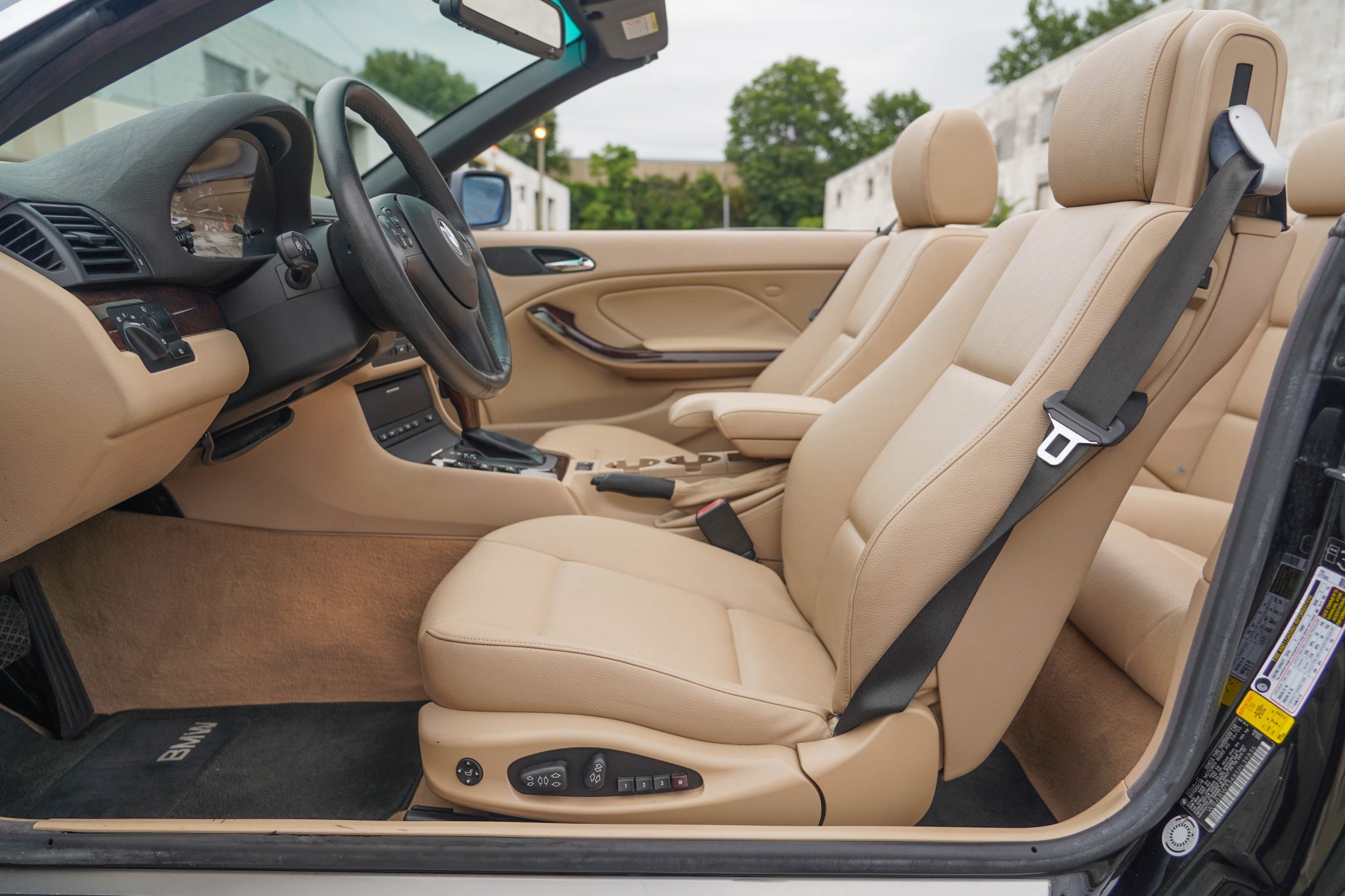 2005 BMW 325Ci Convertible – Sesame Cars