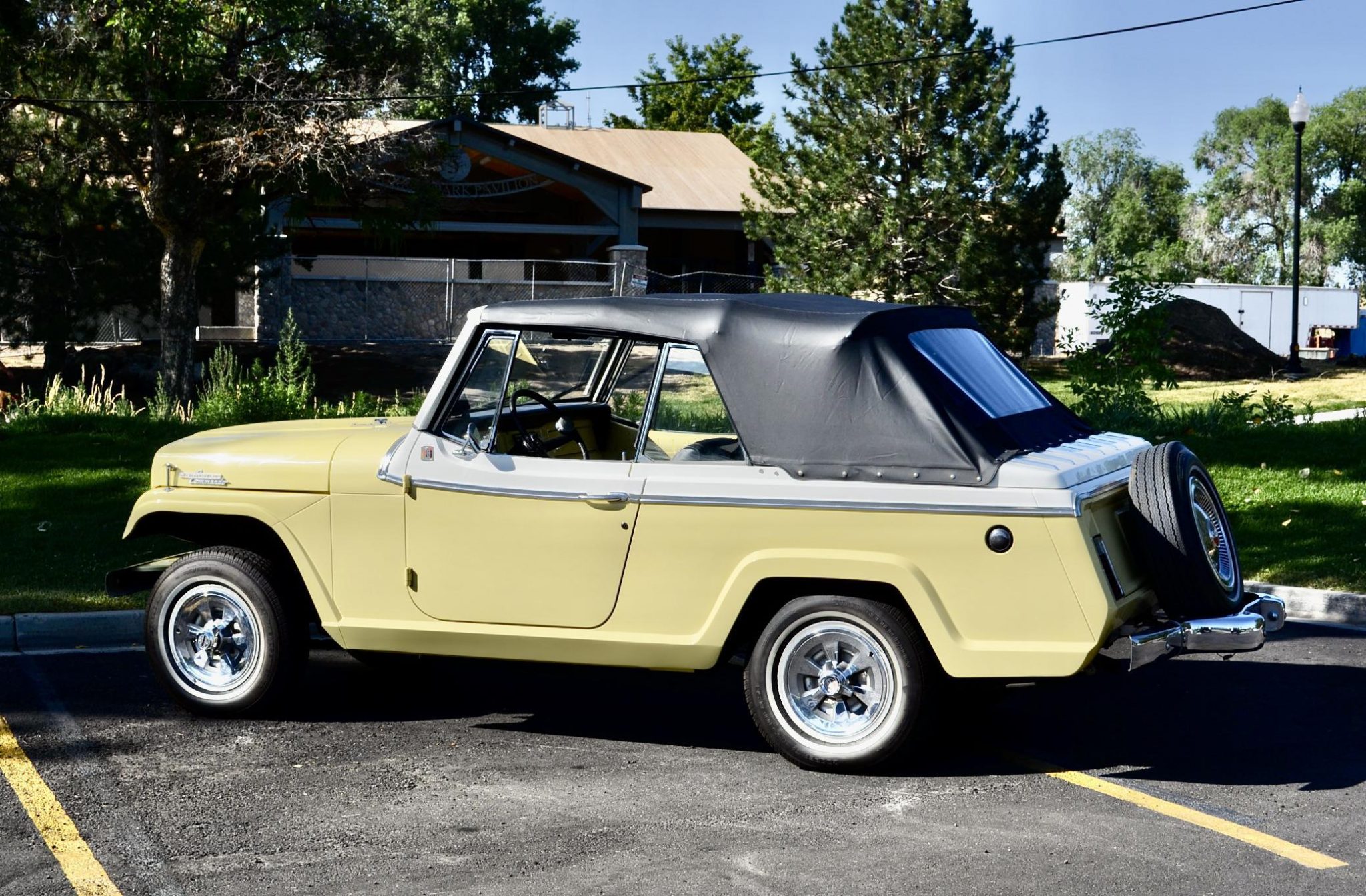 1967 Jeep Jeepster Commando Convertible V6 – Sesame Cars