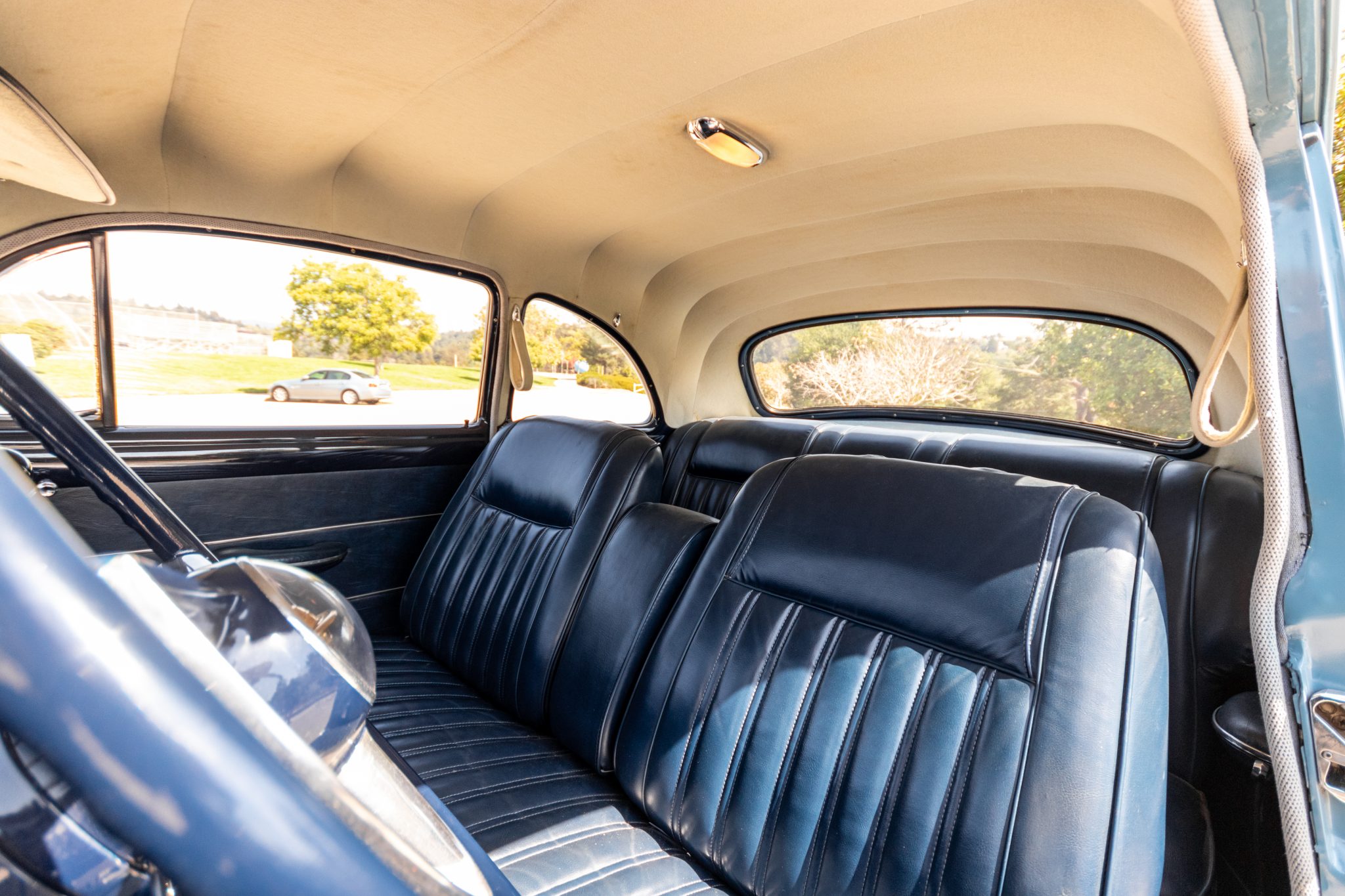 1950 Oldsmobile Rocket 88 Club Coupe – Sesame Cars