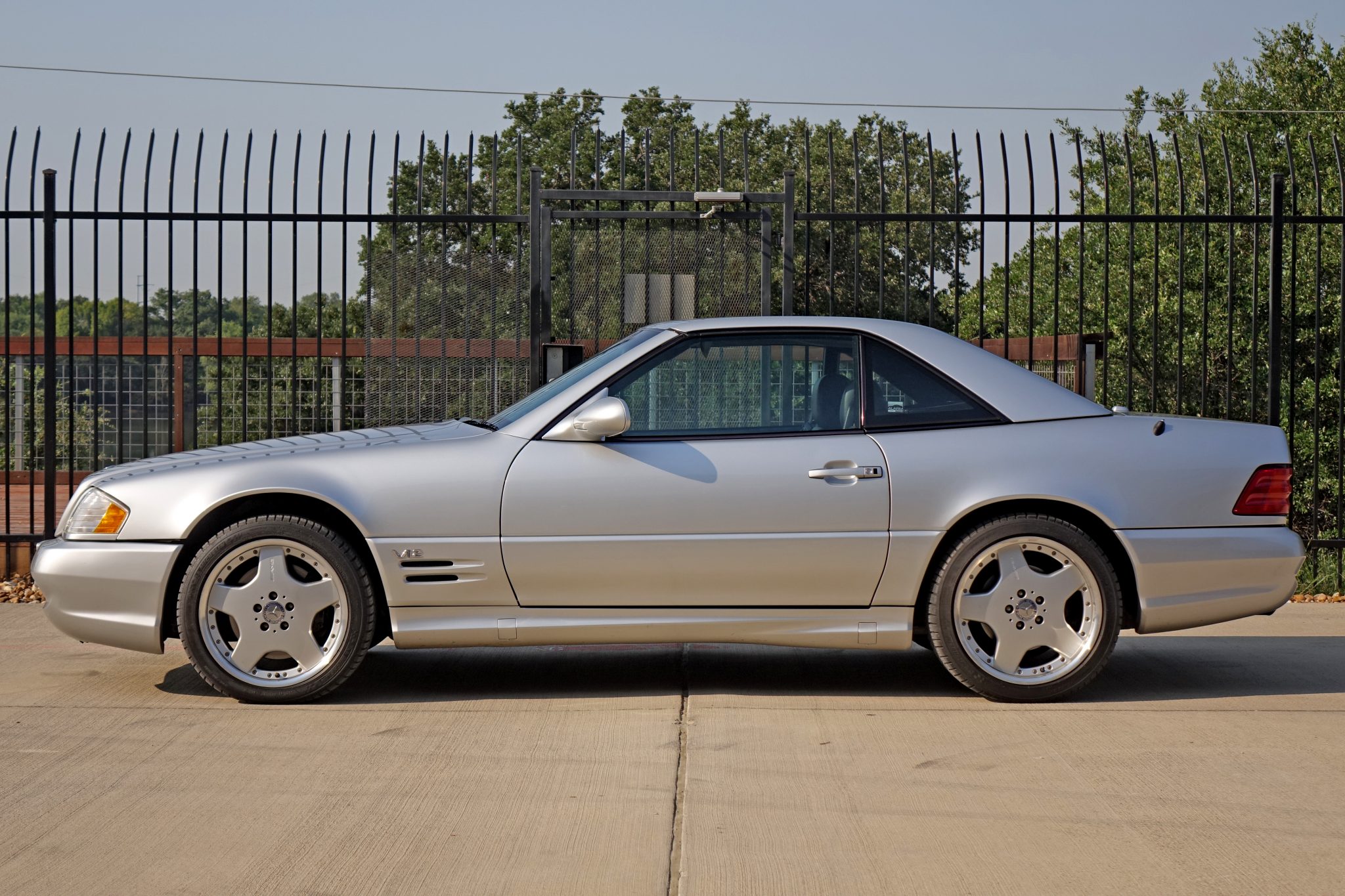 2001 Mercedes-Benz SL600 – Sesame Cars