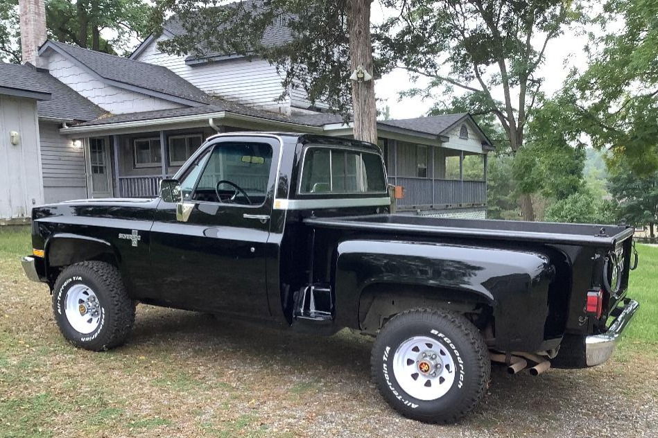 1985 Chevrolet K10 Silverado Stepside 4×4 – Sesame Cars
