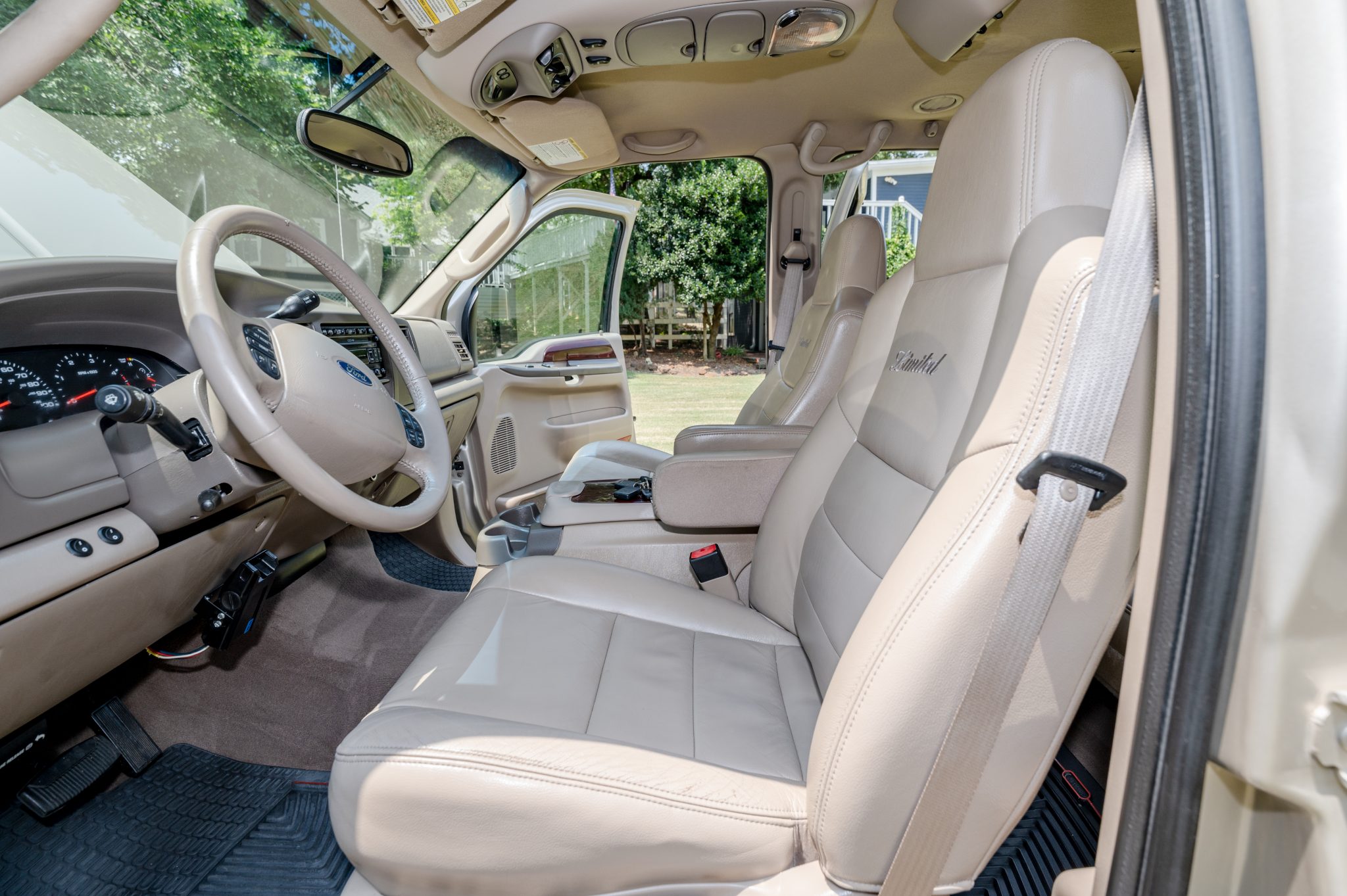 2004 Ford Excursion Limited 4×4 Power Stroke – Sesame Cars