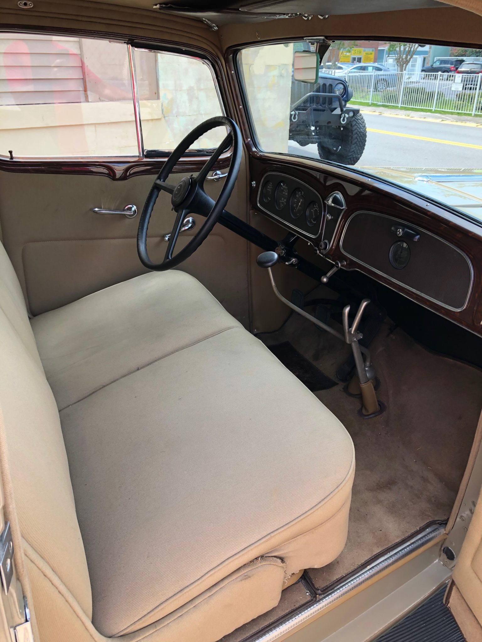 1933 Buick Model 91 Club Sedan – Sesame Cars