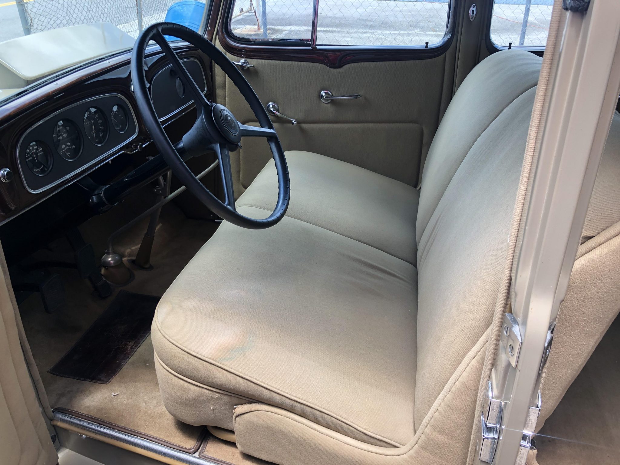 1933 Buick Model 91 Club Sedan – Sesame Cars