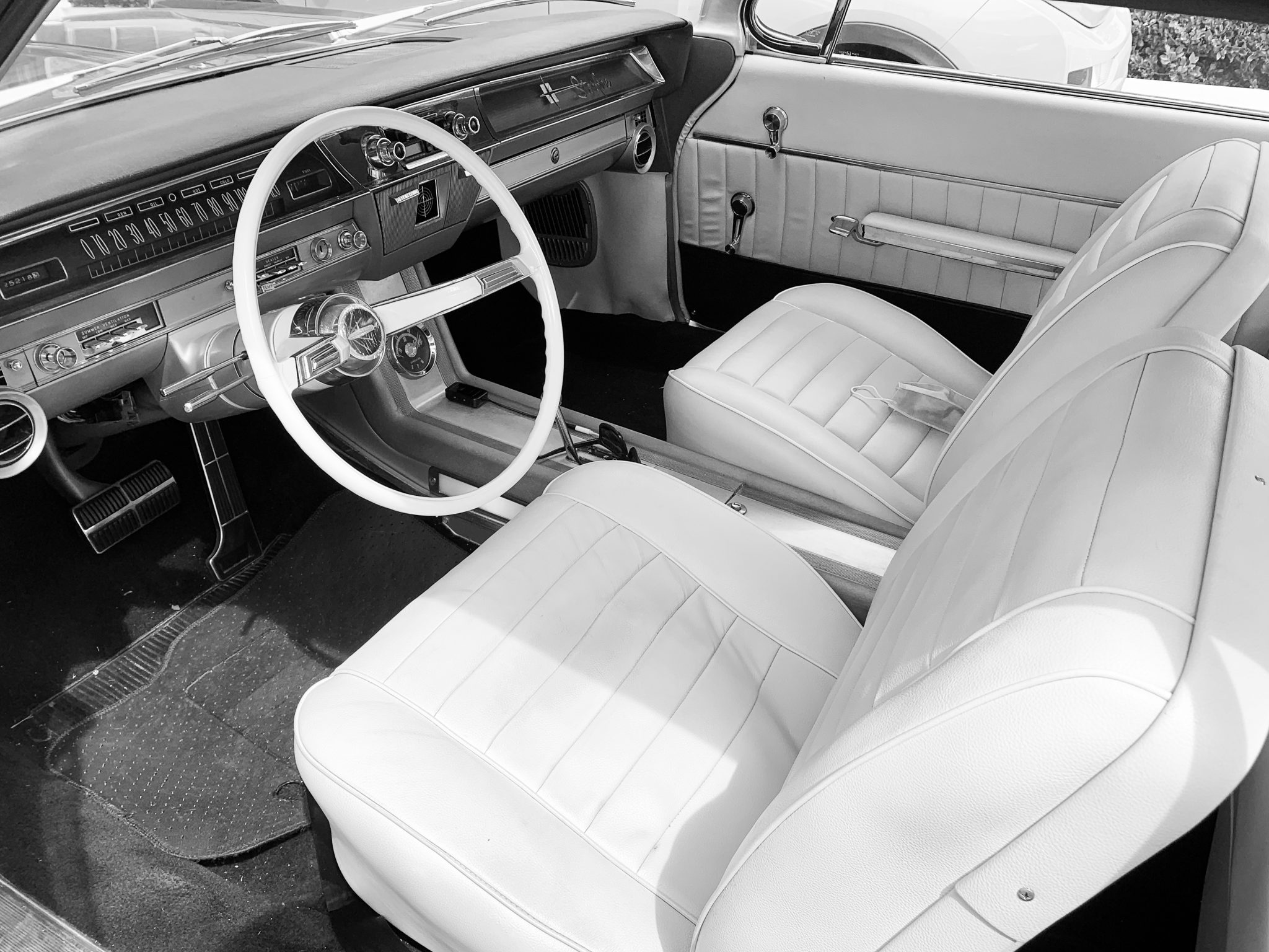 1962 Oldsmobile Dynamic 88 Holiday Coupe – Sesame Cars