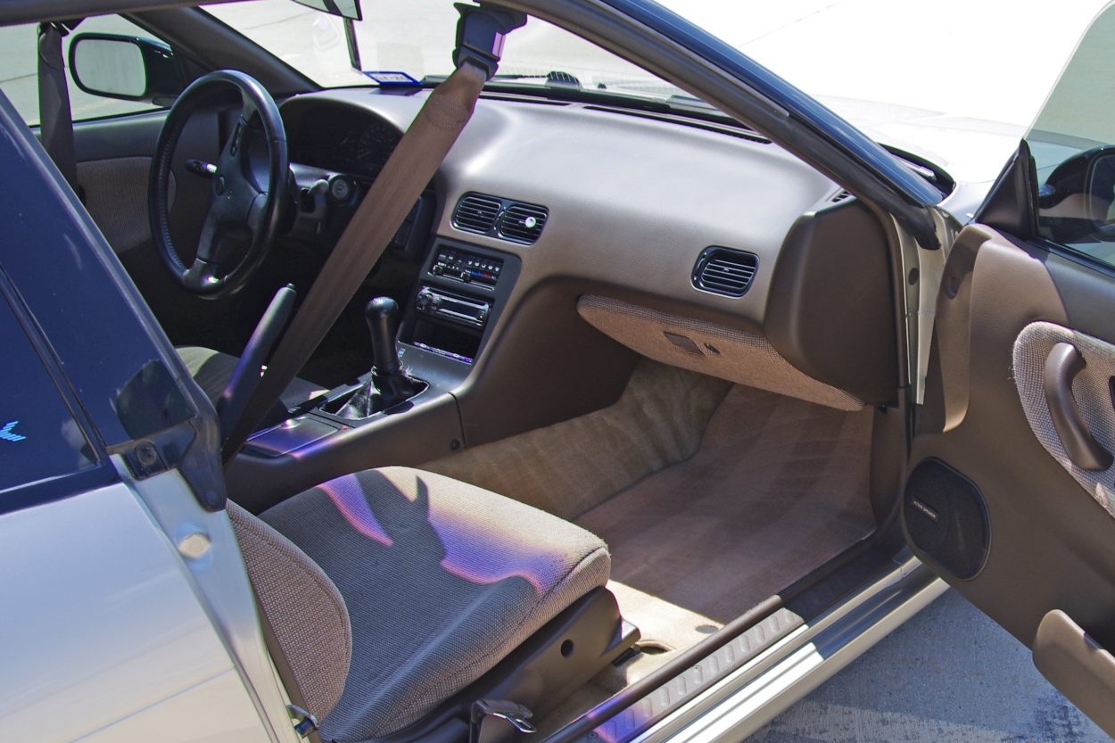 1992 Nissan 240SX SE 5-Speed – Sesame Cars