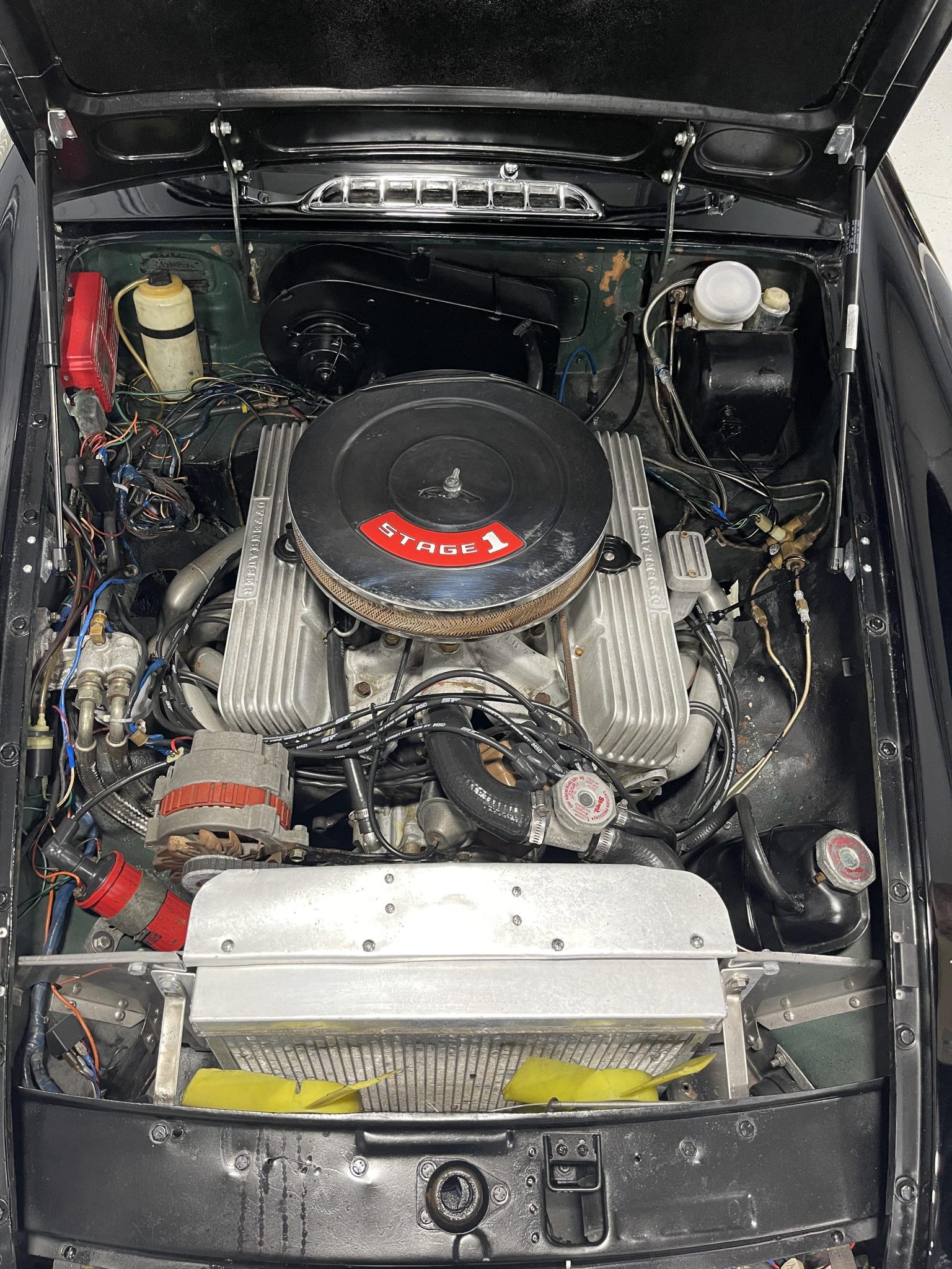 1970 MG MGB Roadster 5-Speed – Sesame Cars