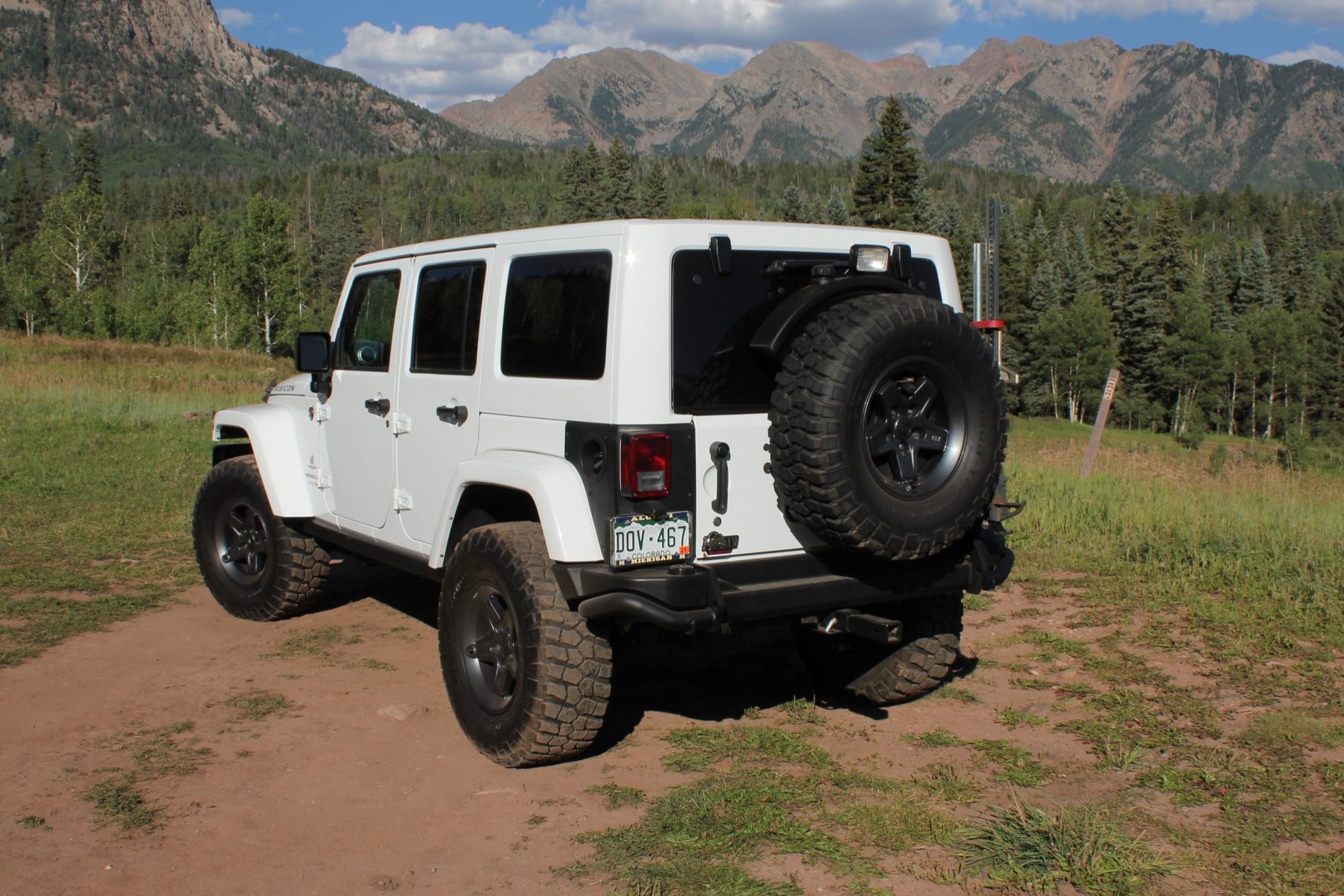 2017 Jeep Wrangler Unlimited Rubicon AEV JK250 5.7L – Sesame Cars