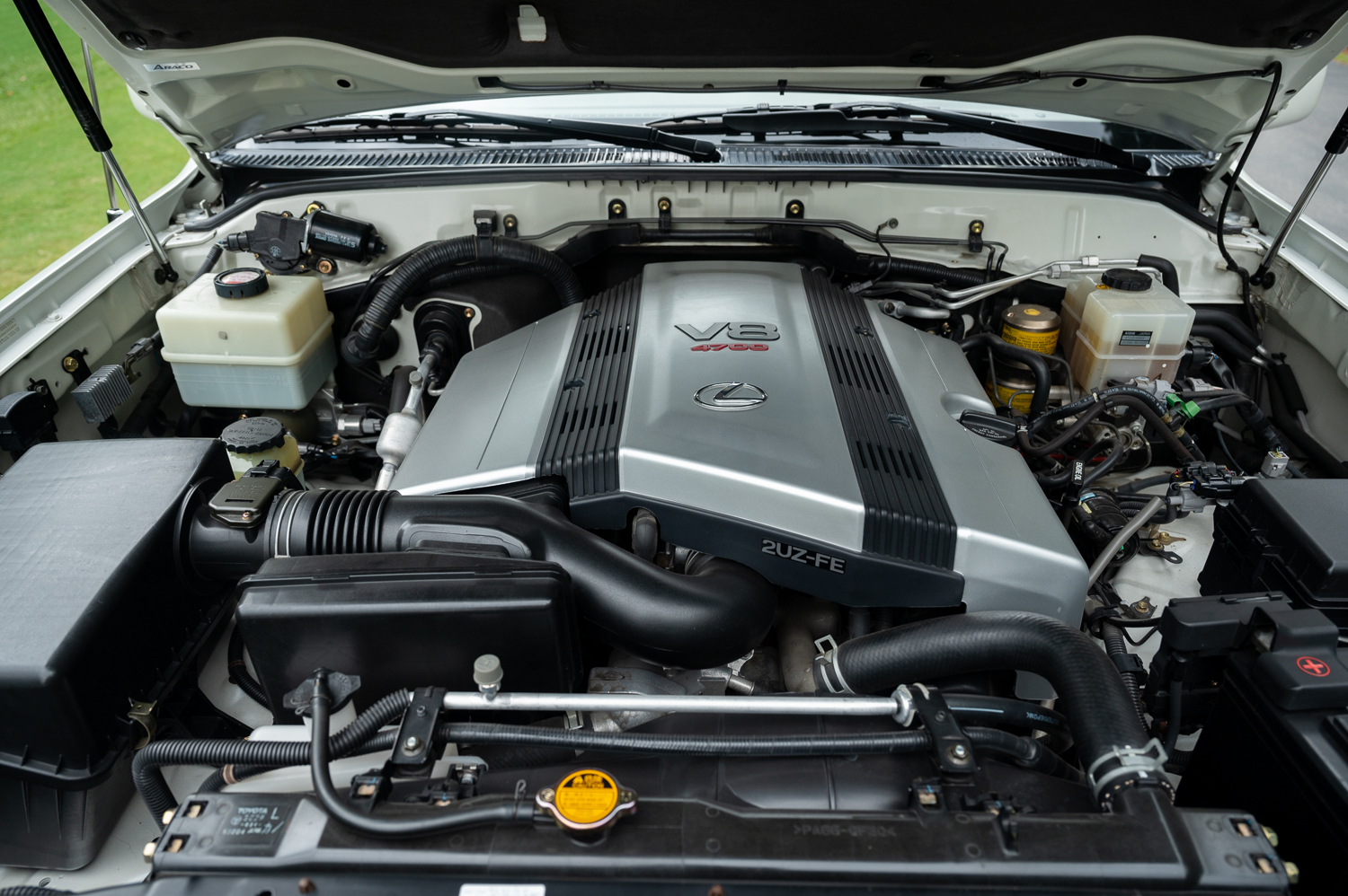 2004 Lexus LX470 – Sesame Cars