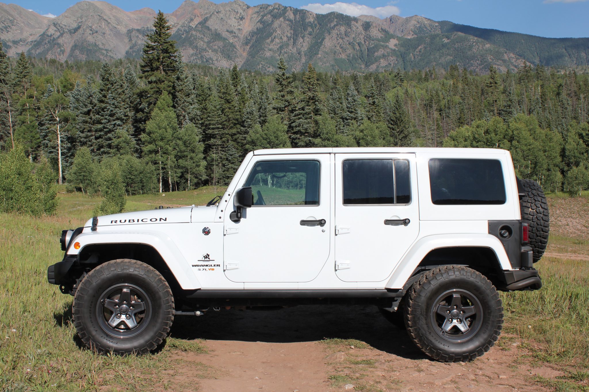 2017 Jeep Wrangler Unlimited Rubicon AEV JK250 5.7L – Sesame Cars