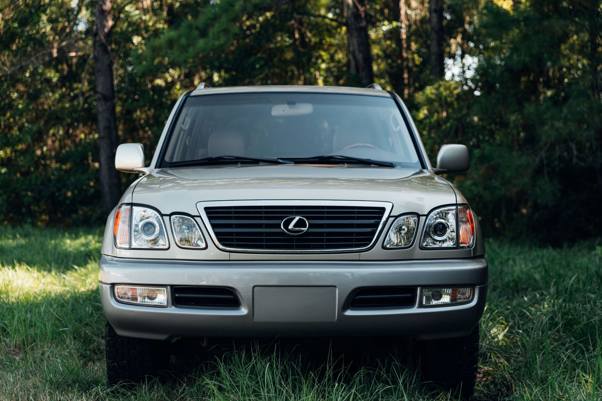 2001 Lexus LX470 – Sesame Cars