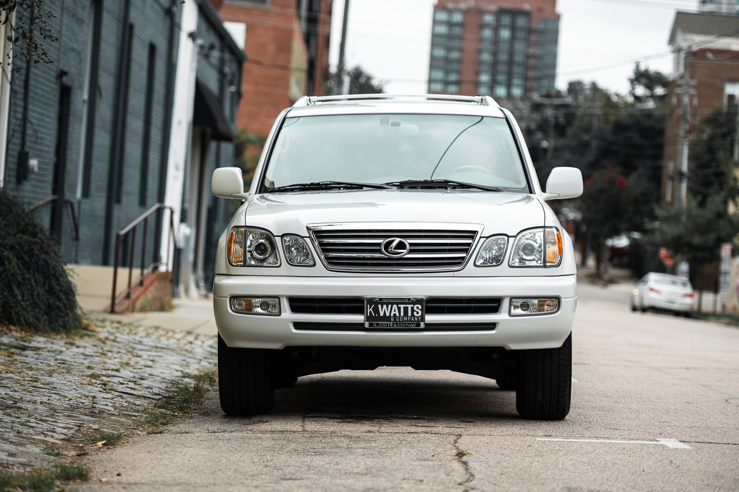 2004 Lexus LX470 – Sesame Cars