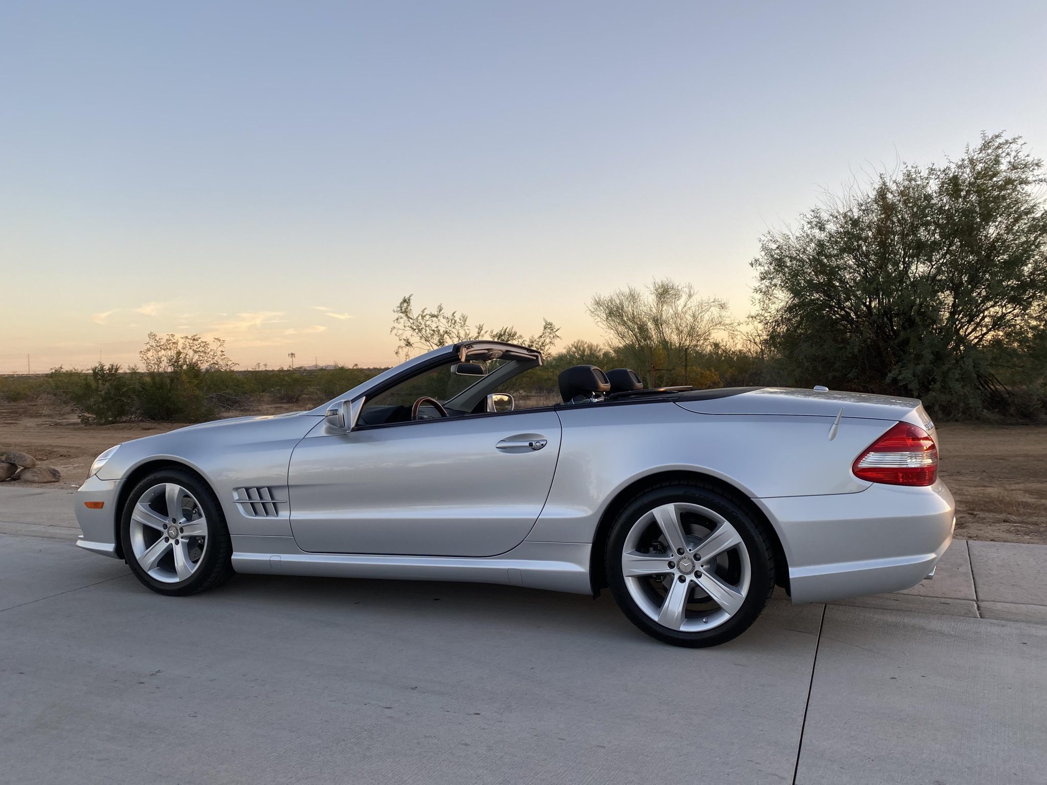 2009 Mercedes-Benz SL550 – Sesame Cars