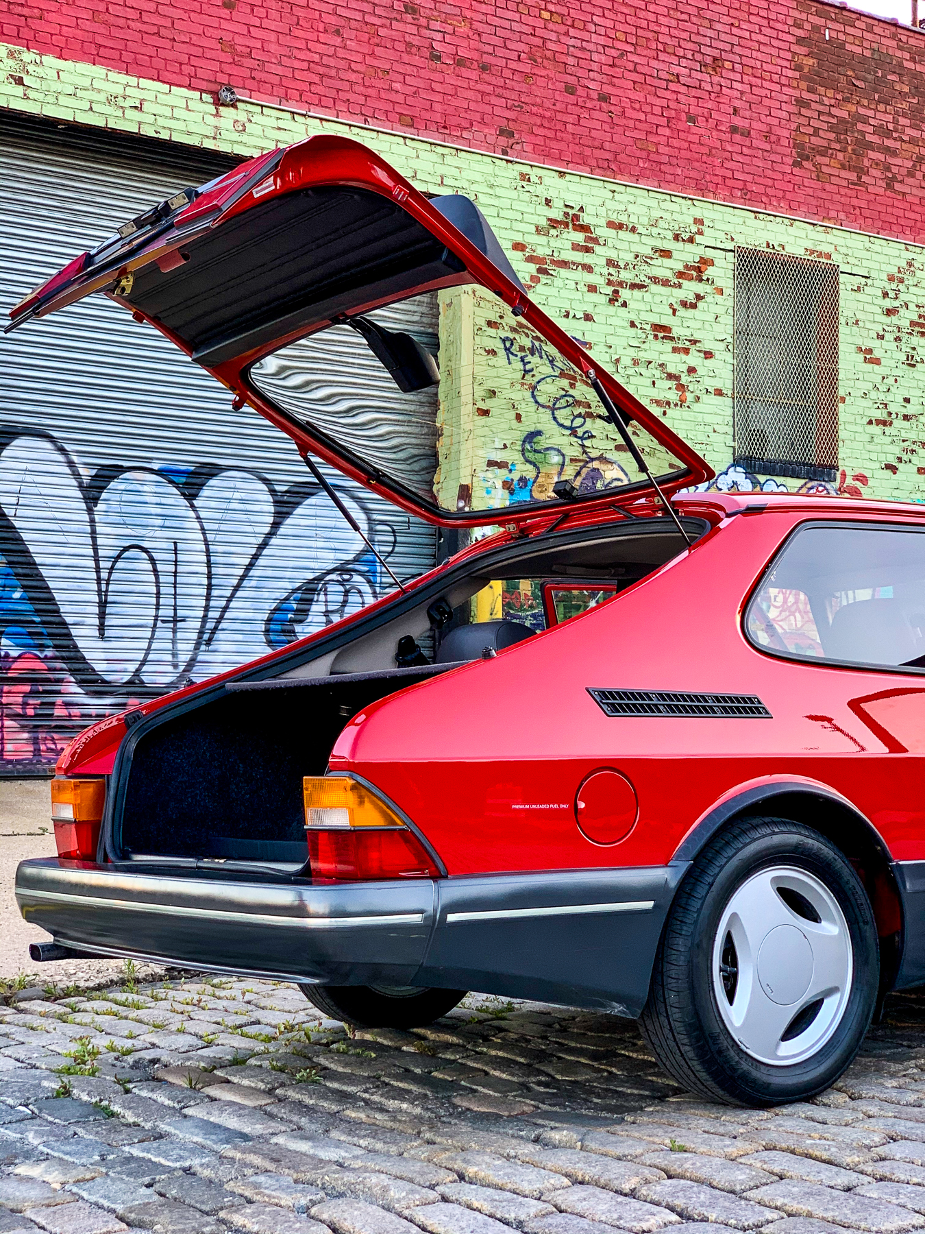 1990 Saab 900 SPG – Sesame Cars