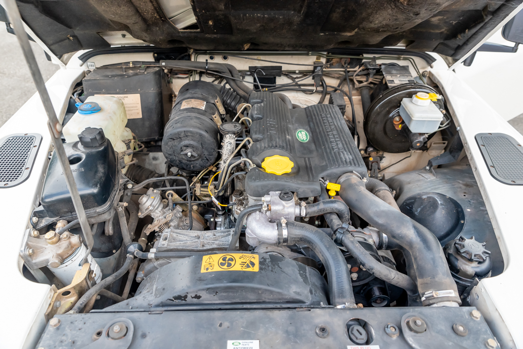 1996 Land Rover Defender 90 300Tdi 5-Speed – Sesame Cars