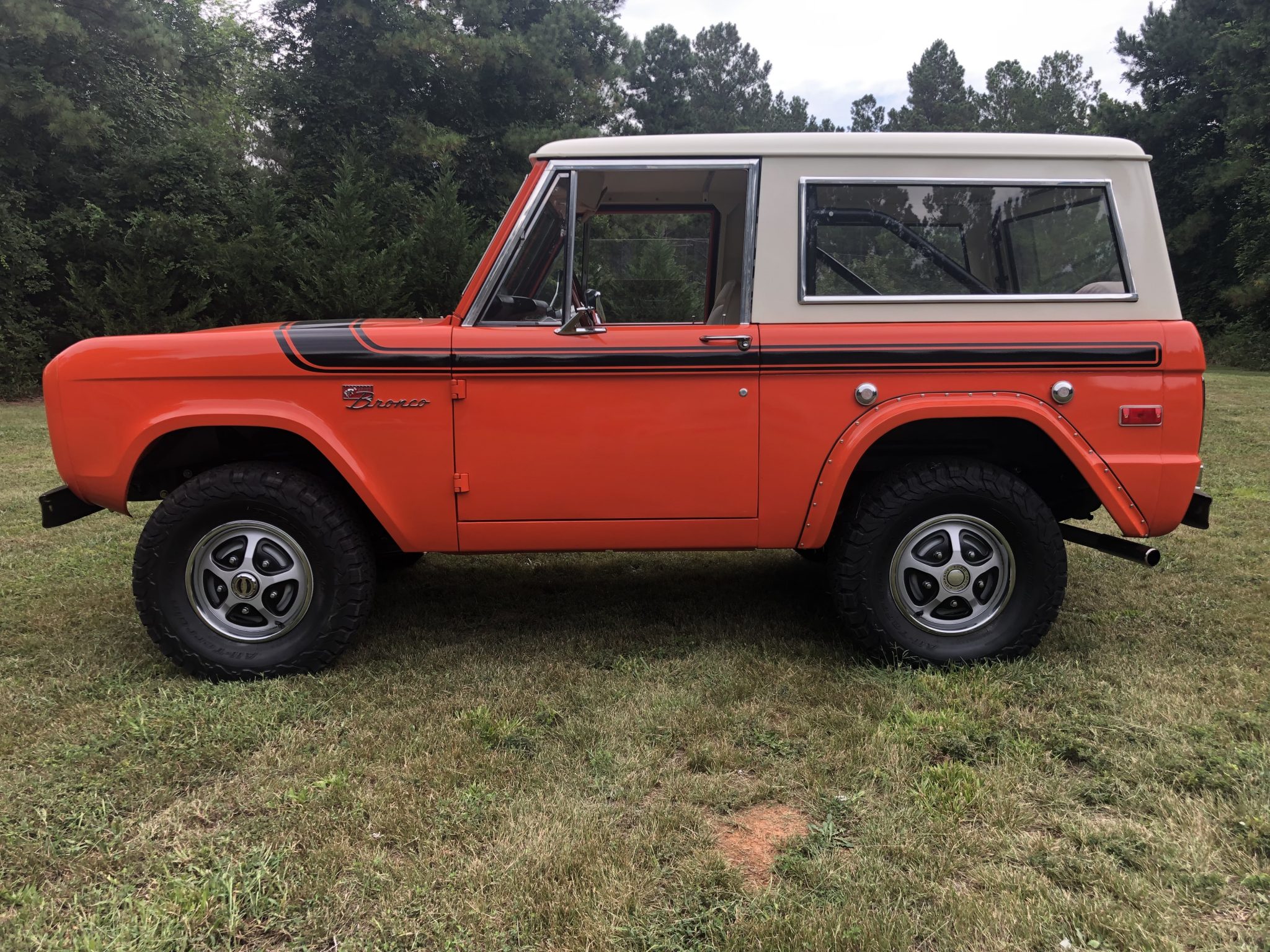 1976 Ford Bronco Sport – Sesame Cars
