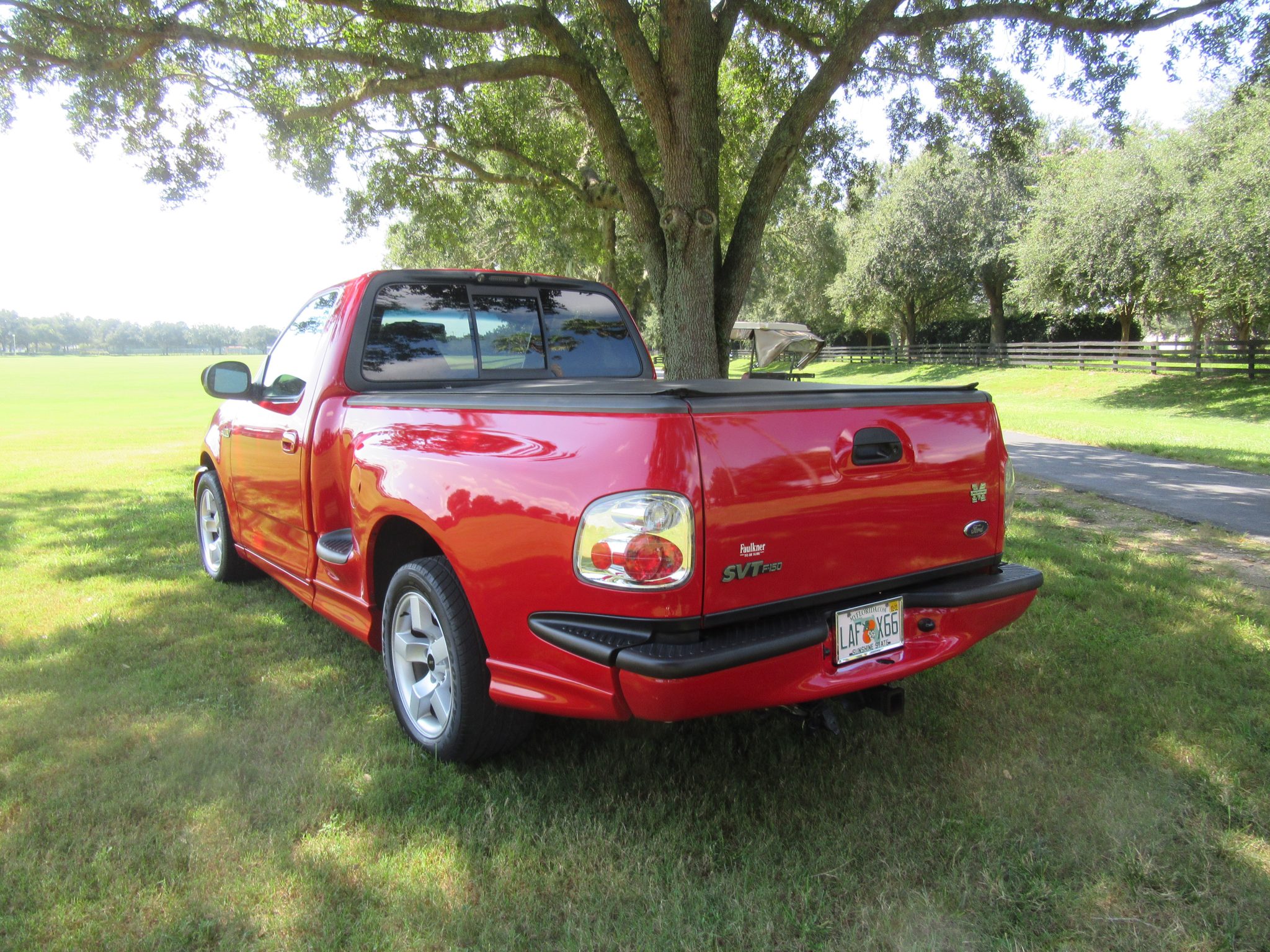 2001 Ford F-150 SVT Lightning – Sesame Cars