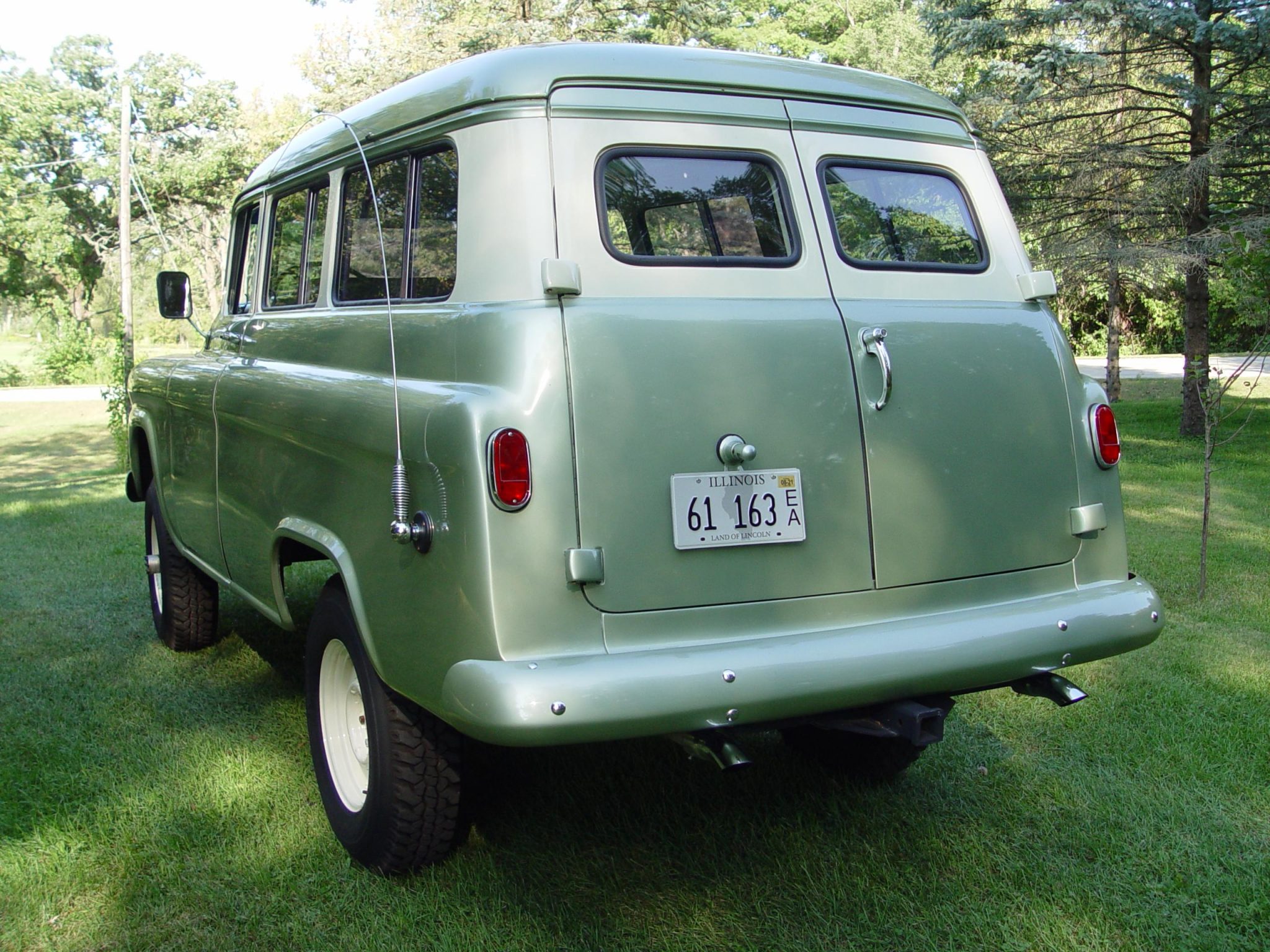 1959 Chevrolet Carryall Suburban NAPCO 4×4 – Sesame Cars