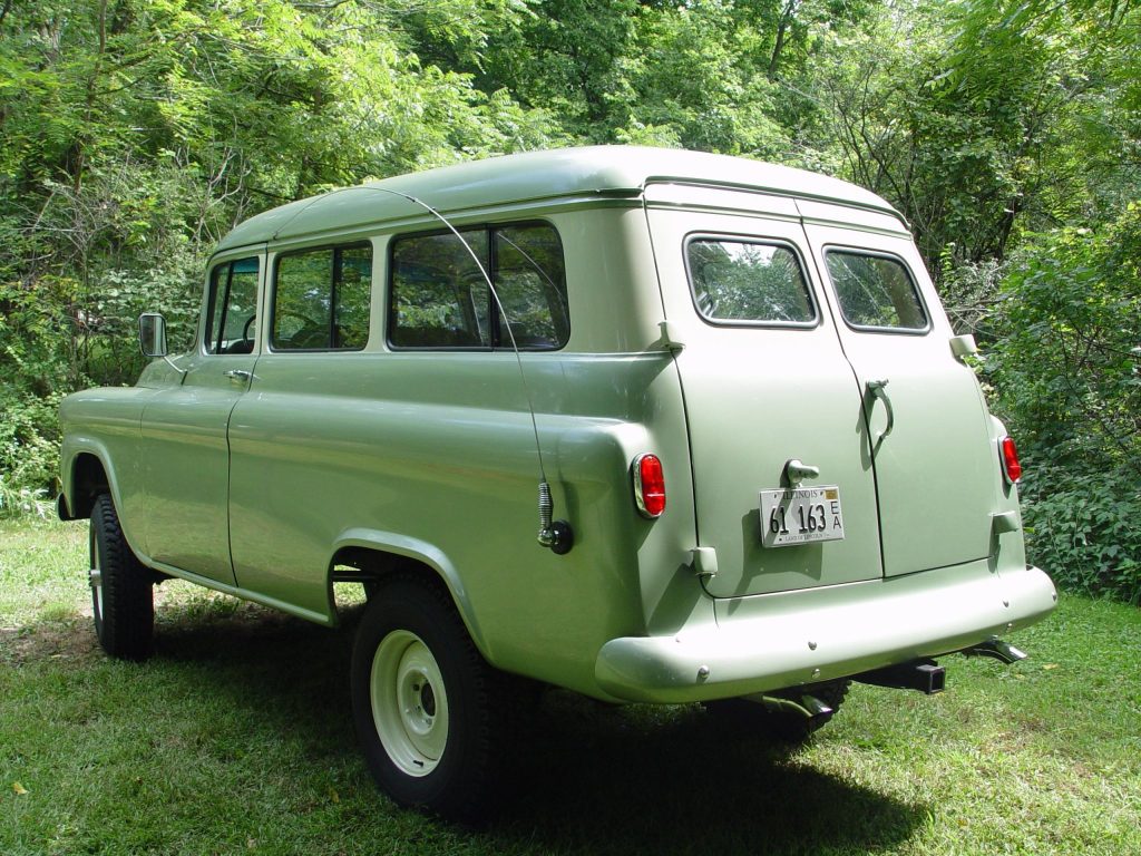 1959 Chevrolet Carryall Suburban NAPCO 4×4 – Sesame Cars
