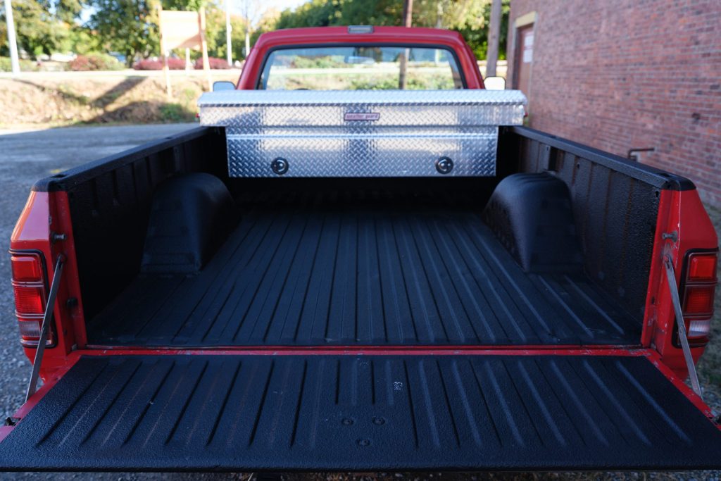 1987 Dodge Power Ram W250 4×4 4-Speed – Sesame Cars