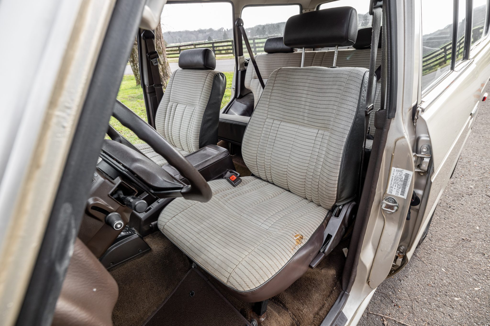 1989 Toyota Land Cruiser FJ62 – Sesame Cars