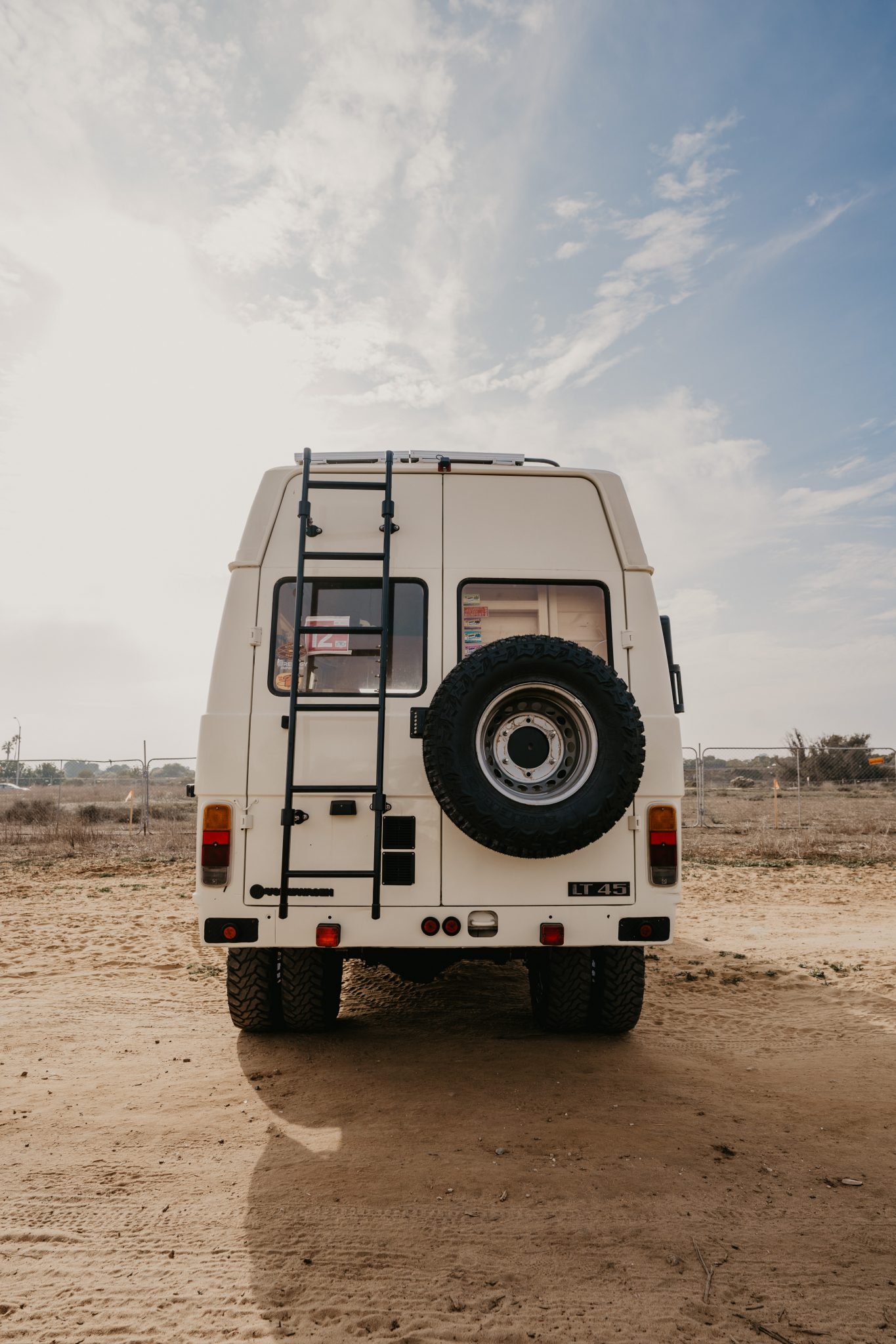 1989 Volkswagen LT45 Dually Camper Conversion – Sesame Cars