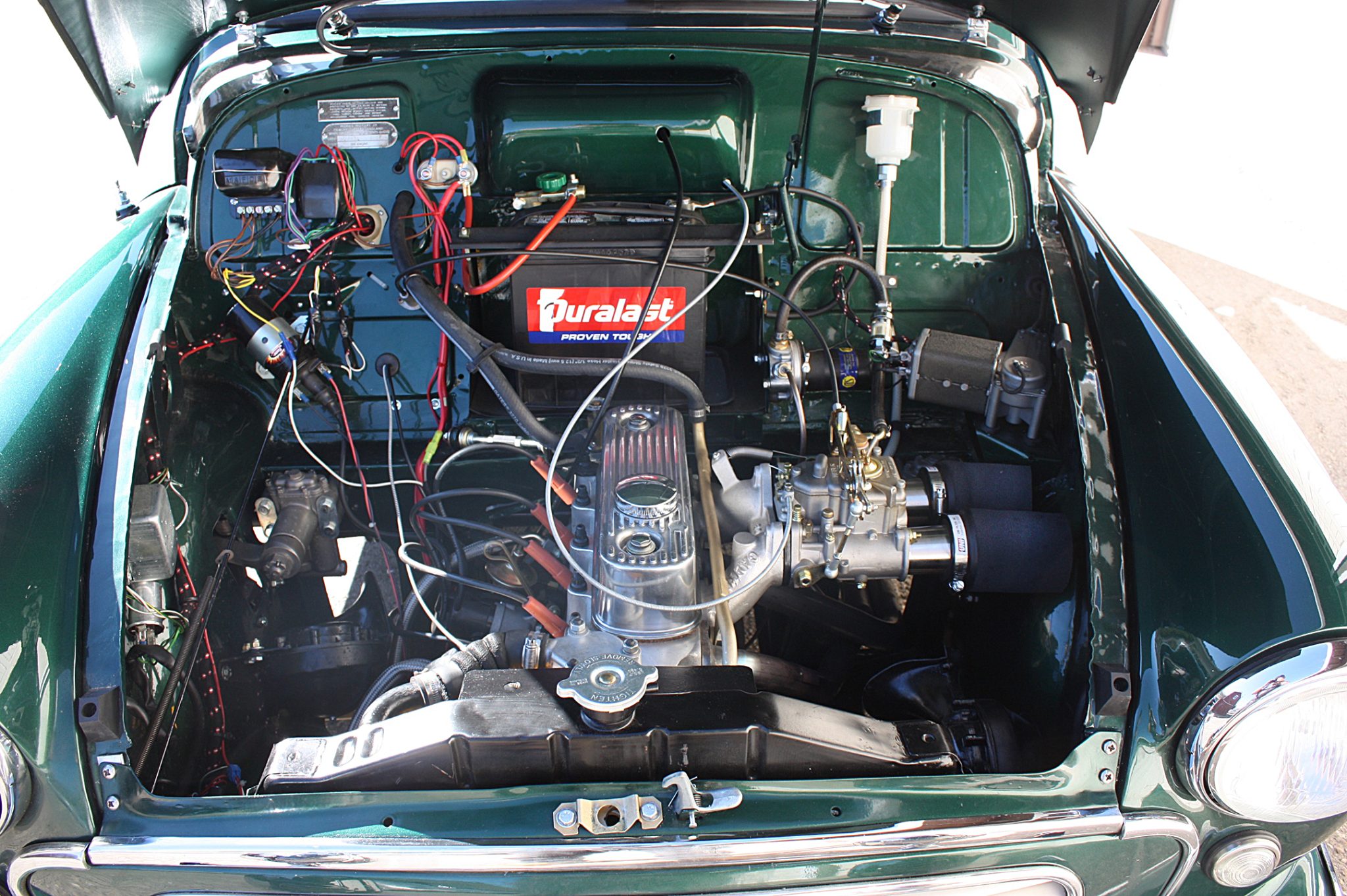 1960 Morris Minor Traveller 5-Speed – Sesame Cars