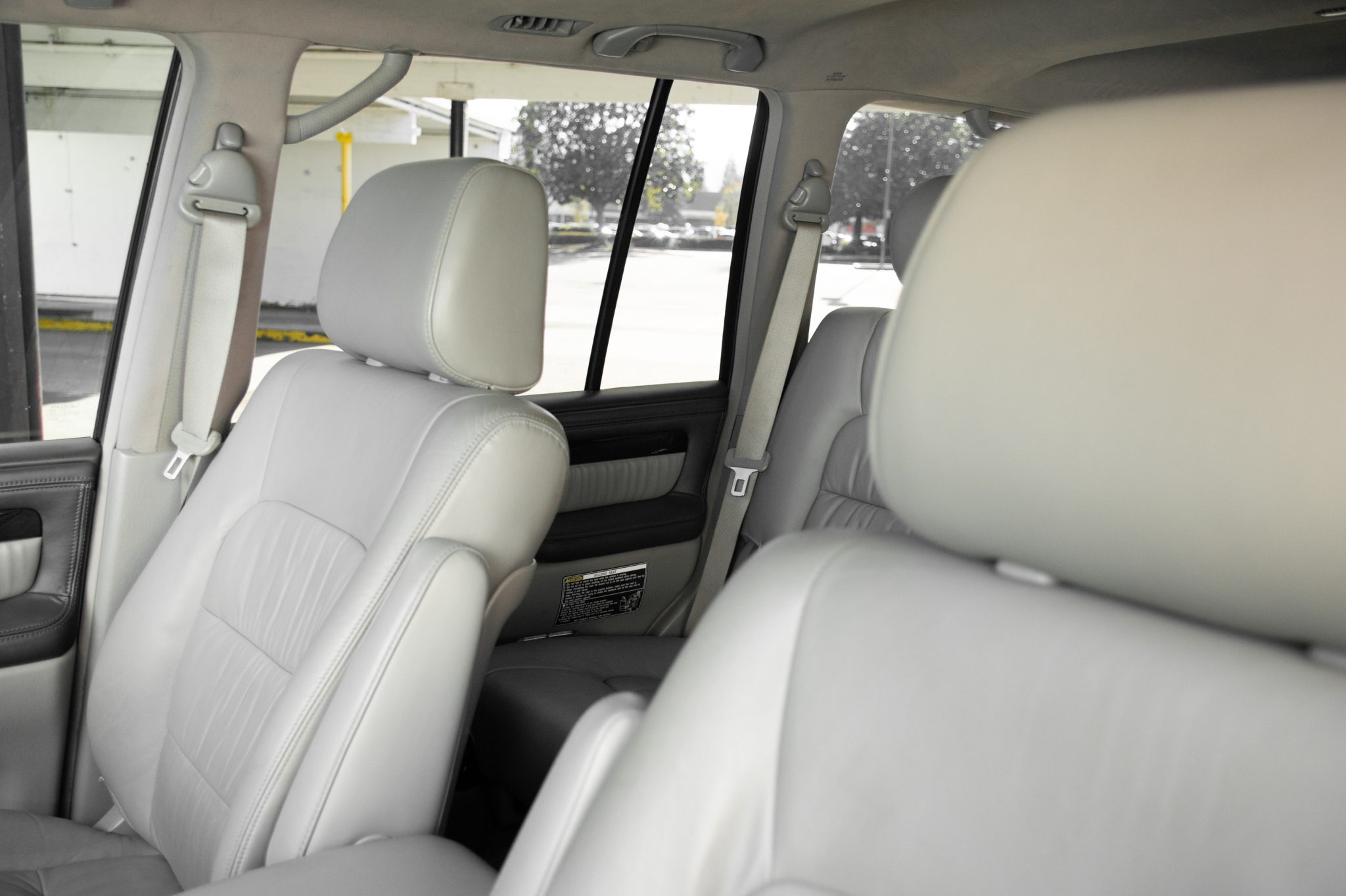 2007 Lexus LX470 Limited Edition – Sesame Cars
