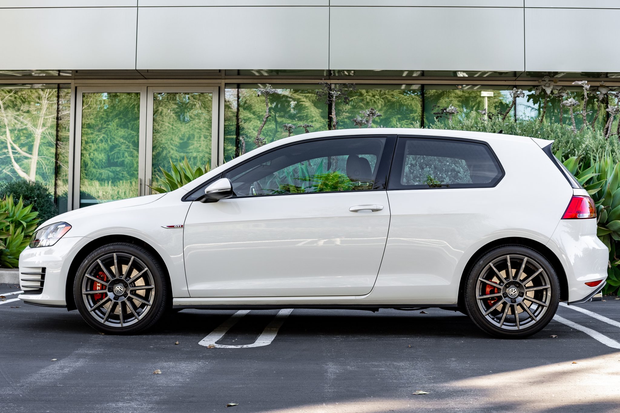 2016 Volkswagen Golf GTI SE – Sesame Cars